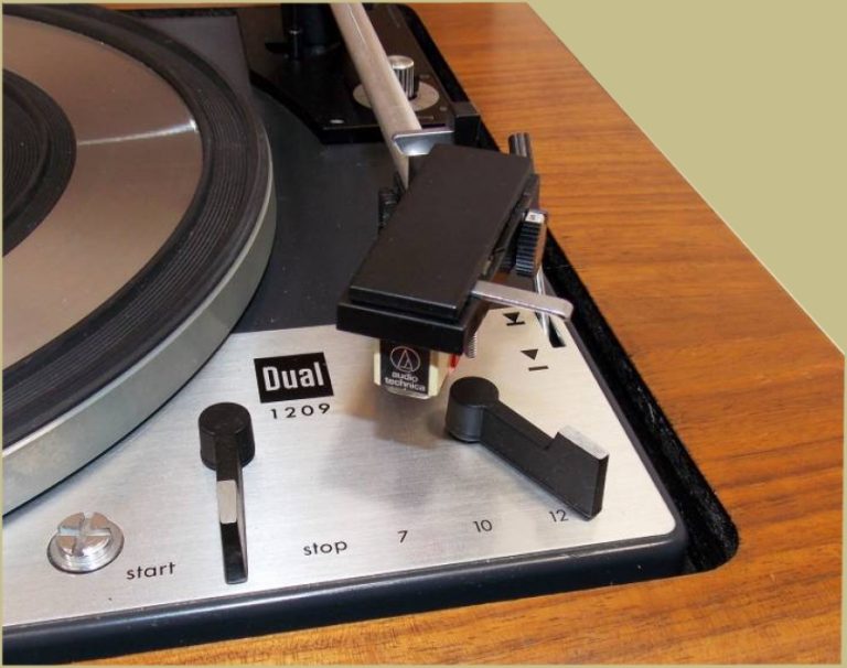 Dual 1209 – Vintage Turntables